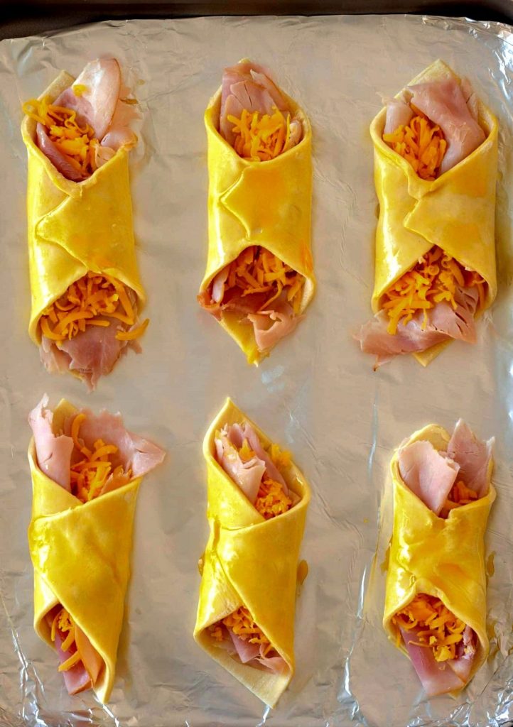 Puffy Ham And Cheese Bundles - Easy DIY Recipes