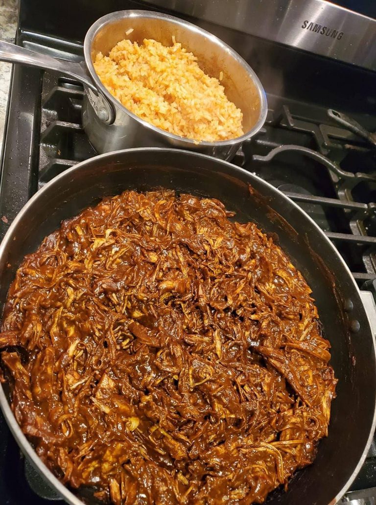 Chicken Mole With Rice for dinner - Easy DIY Recipes