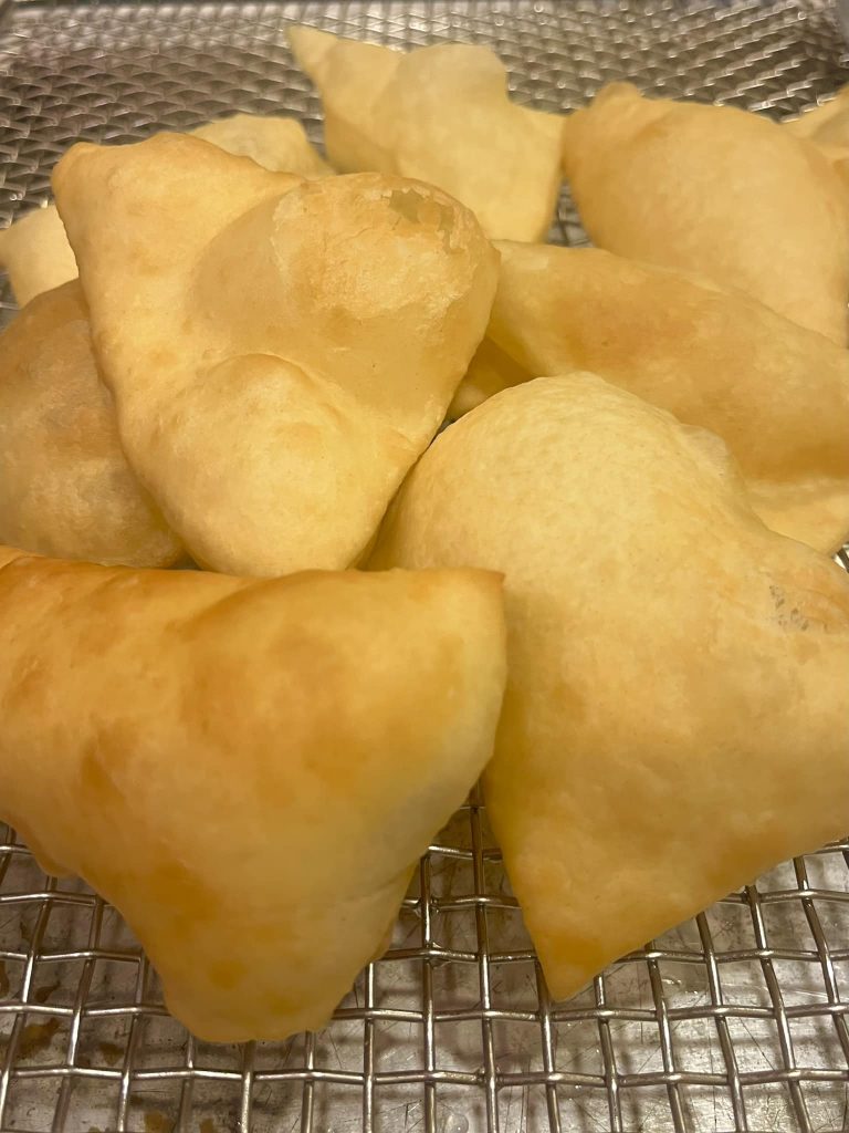 Sopapillas - Easy DIY Recipes