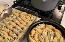 Classic Chicken and Gravy (Slow Cooked) - Easy DIY Recipes