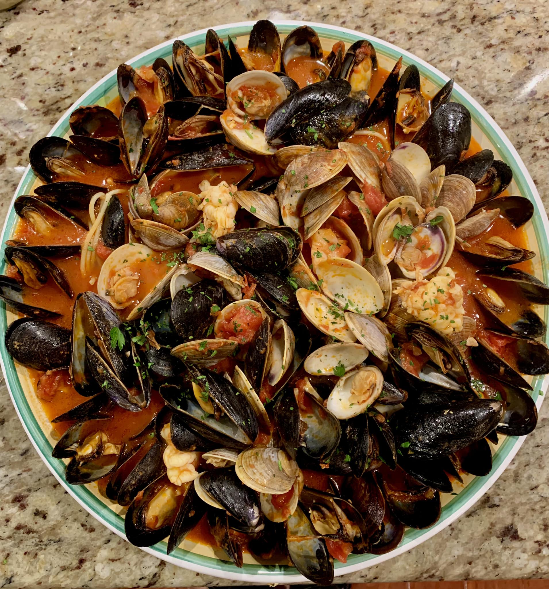 Linguine with Shellfish Sauce - Easy DIY Recipes