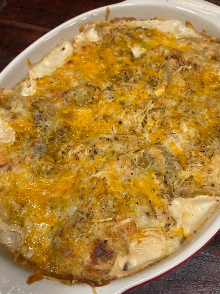 Ground Beef and Green Chile stuffed Pasta Shells baked with Creamy ...