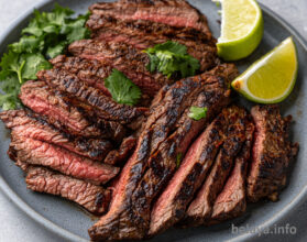 Salsa Quemada (Roasted Tomato and Tomatillo Salsa) - Easy DIY Recipes